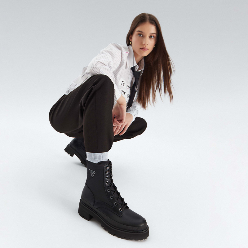 eapavi.lv • Sieviešu, vīriešu un bērnu apavi • Somas un aksesuāri