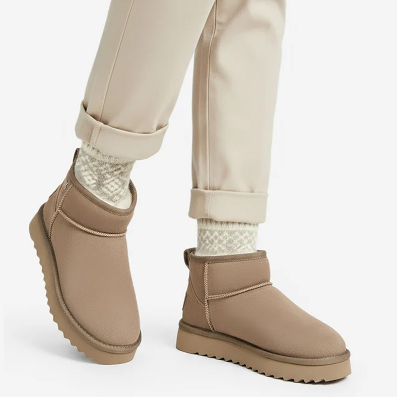 eapavi.lv • Sieviešu, vīriešu un bērnu apavi • Somas un aksesuāri