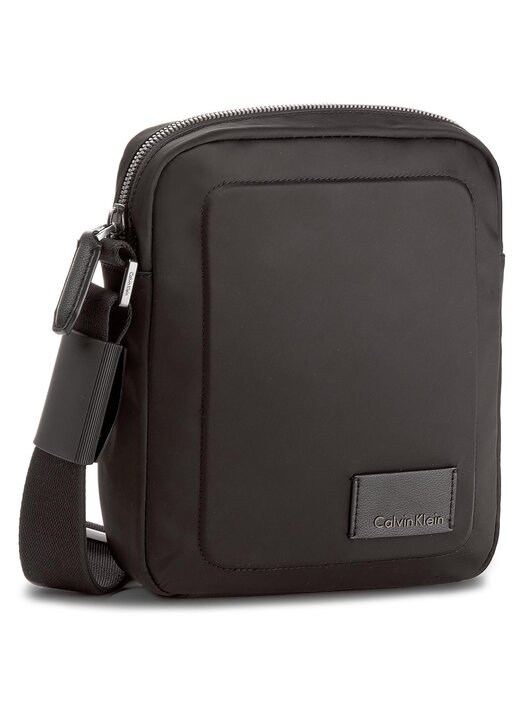 Geantă crossover Calvin Klein Ilay Nylon Reporter K50K502831 Negru ...