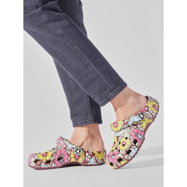 Klapki Crocs Crocs Classic Retro Floral Clog 208954 Dark Chery/Multi ...