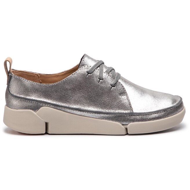 Półbuty Clarks Tri Clara 261388984 Srebrny | eobuwie.com.pl