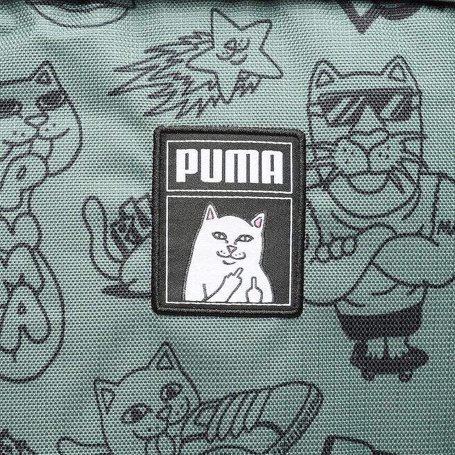 Mochila Puma PUMA x RIPNDIP Backpack 090030 01 Verde | zapatos.es