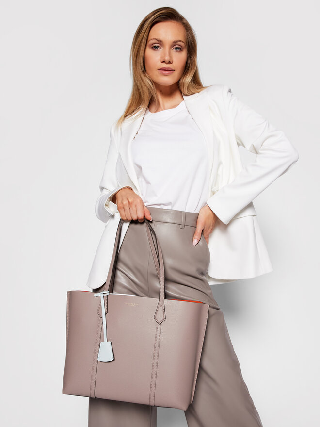 Bolso Tory Burch Perry Triple-Compartment Tote 53245 Gris | zapatos.es