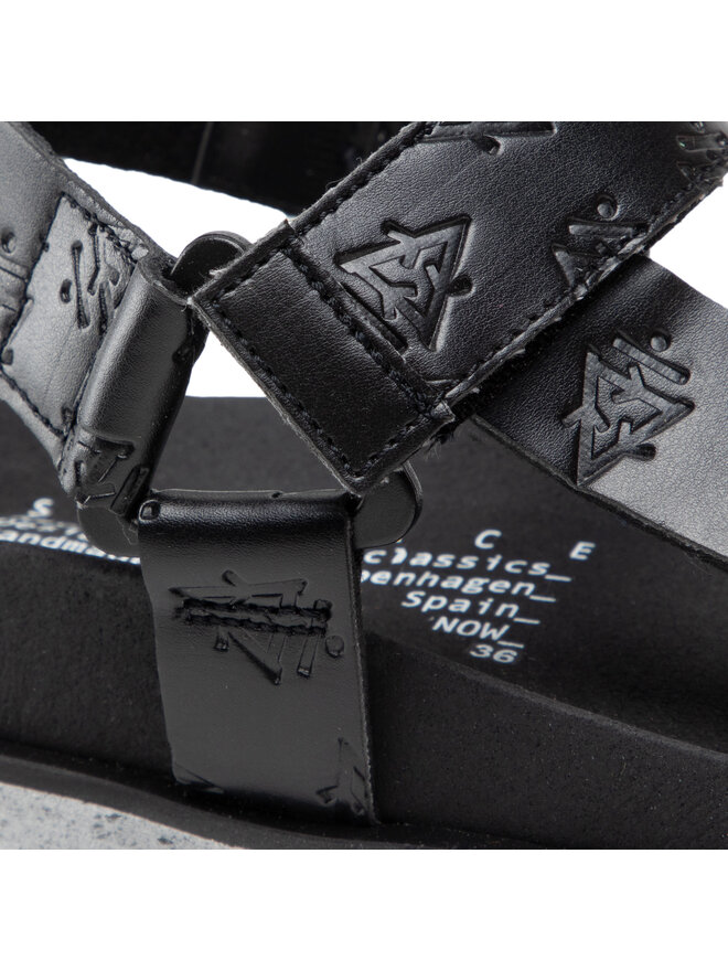 Sandalen Surface Project Ariana Schwarz | eschuhe.de