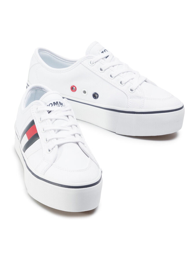 Sneakers aus Stoff Tommy Jeans Flatform Flag Sneaker EN0EN00944 Weiß ...
