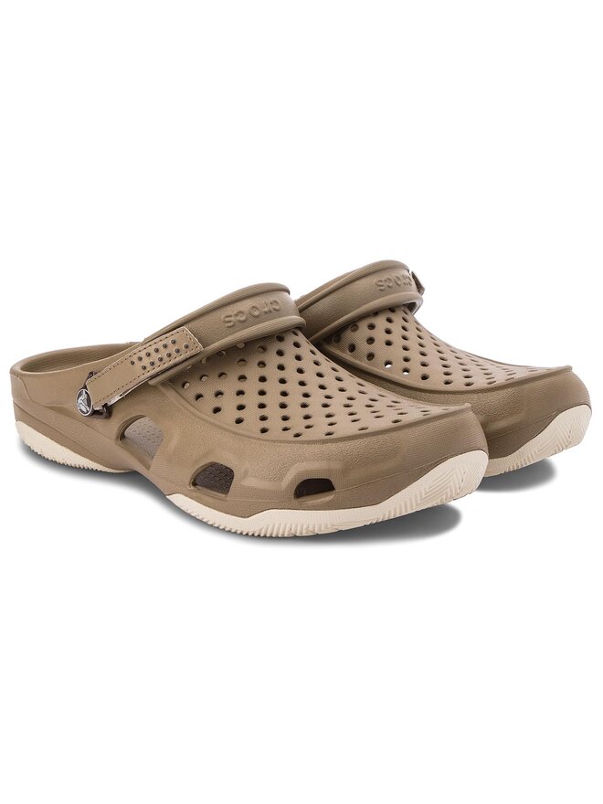 Nazouváky Crocs Swiftwater Deck Clog M 203981 Hnědá | eobuv.cz
