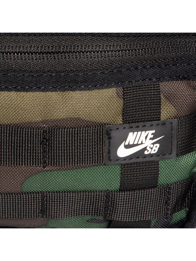 Saszetka nerka Nike CZ1865 010 Zielony | eobuwie.com.pl