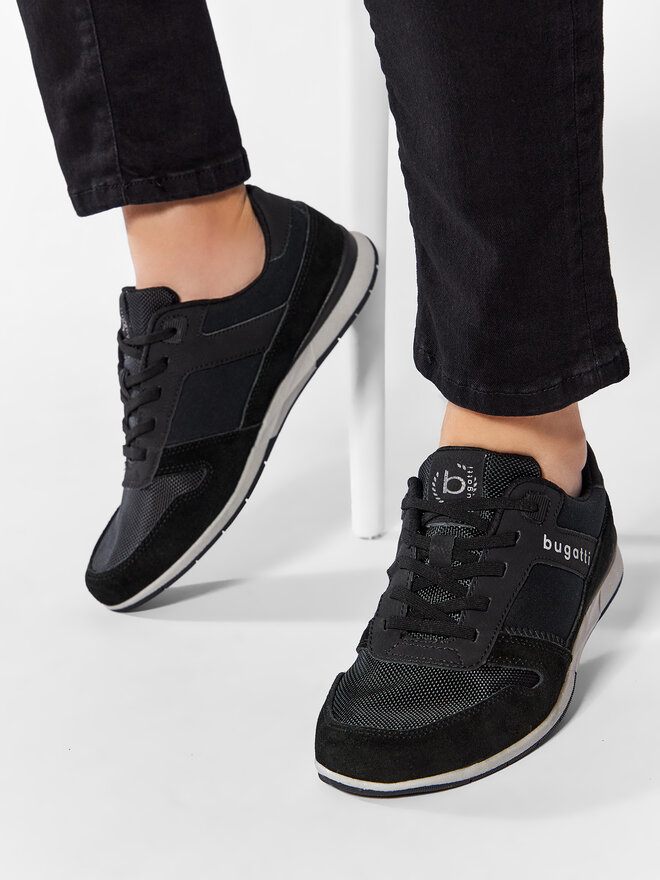Sneakers Bugatti 322-A4F04-1400-1000 Schwarz | eschuhe.de
