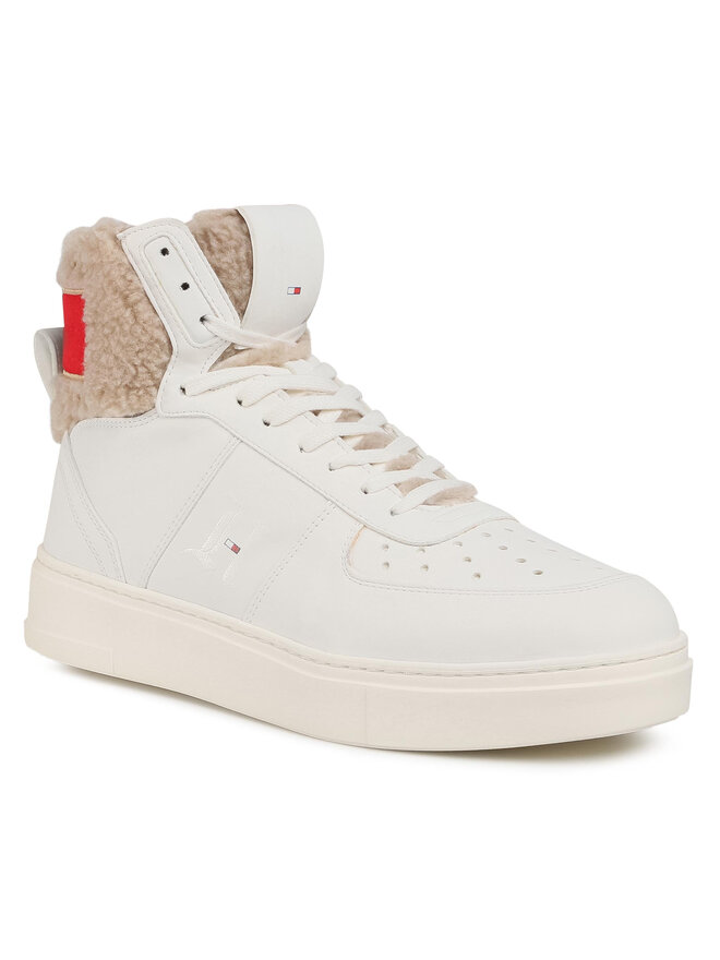 Tommy hilfiger lh store