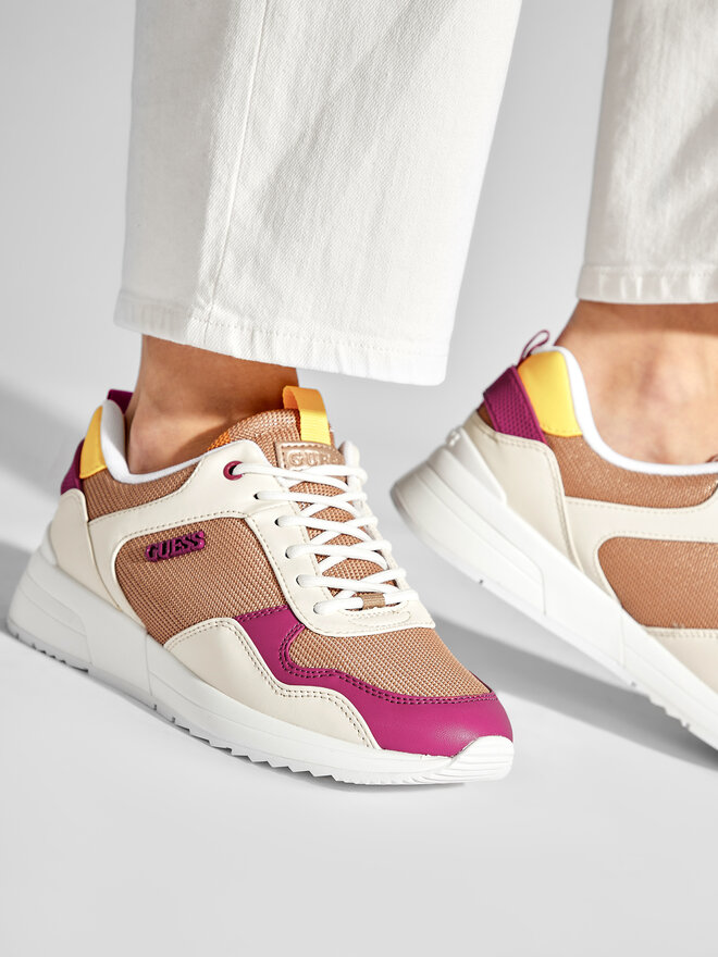 Сникърси Guess Metz2 FL6MZ2 ELE12 Бежов | obuvki.bg