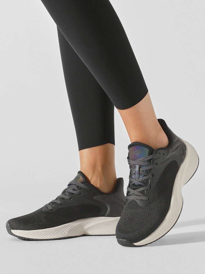 Buty do biegania 4F X-FLOW 4FSS23FSPOF020 Czarny | eobuwie.com.pl