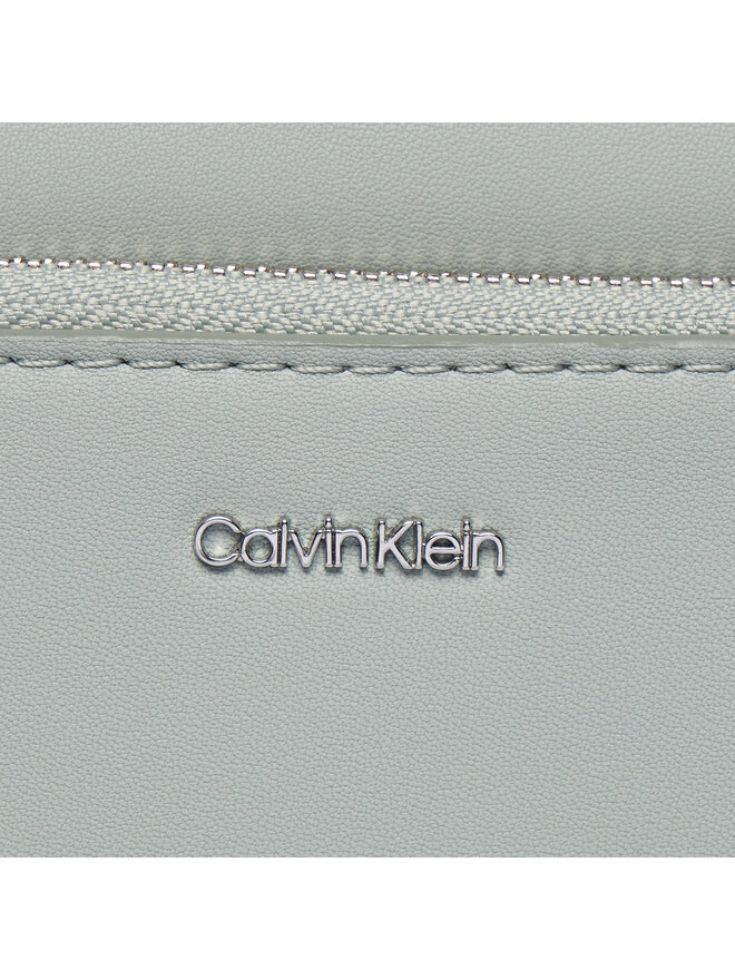 Bolso Calvin Klein Ck Must K60K611927 Gris | zapatos.es