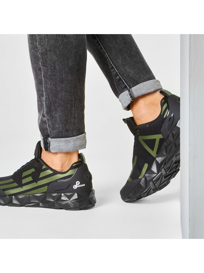 Sneakers EA7 Emporio Armani X8X033 XCC52 N130 Schwarz | eschuhe.de