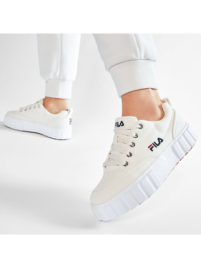 Sneakers Fila Sandblast C Wmn 1011209.79G Gelb | eschuhe.de