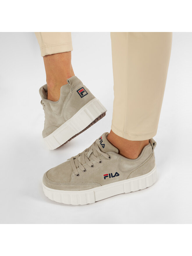 Sneakers Fila Sandblast S Wmn 1011036.30X Beige | eschuhe.de