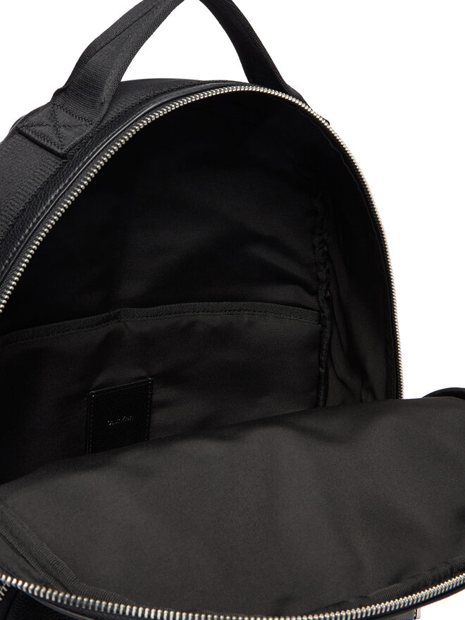 Rucksack Calvin Klein Webbing Strap Round Backpack LV04D3282G Schwarz | eschuhe.de