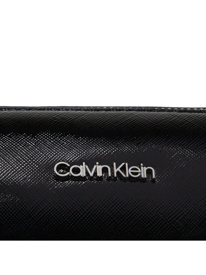 Bolso Calvin Klein Ck Must Cylinder Crossbody Saff K60K609890 Negro ...