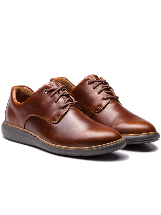 Halbschuhe Clarks Un Voyage Plain 261369317 Braun eschuhe