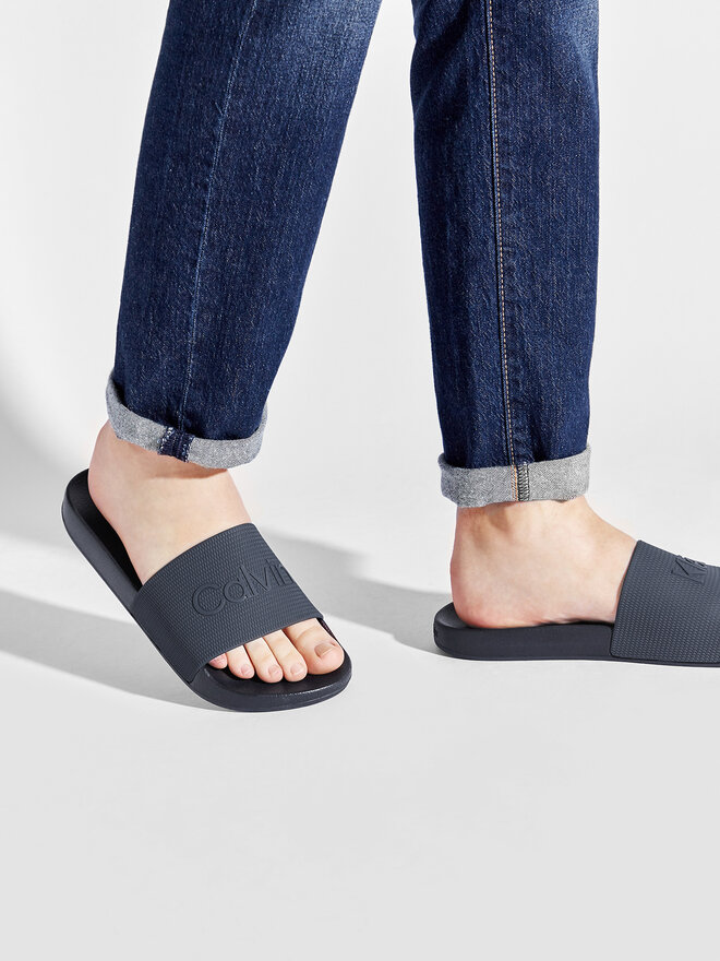 Chanclas Calvin Klein Pool Slide Rubber HM0HM00636 Azul marino | zapatos.es