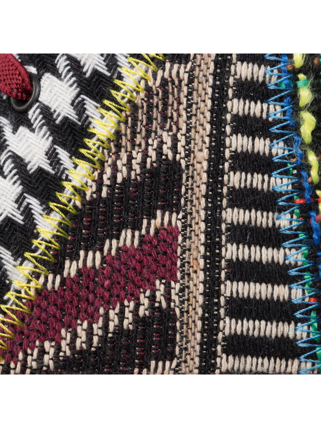 Sneakers Desigual Vulcano Patch 19WSKA03 Schwarz | eschuhe.de