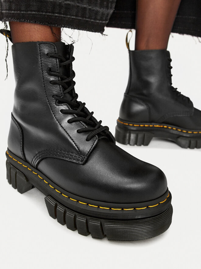 Botas de combate Dr. Martens Audrick 8-Eye Boot 27149001 Negro | zapatos.es